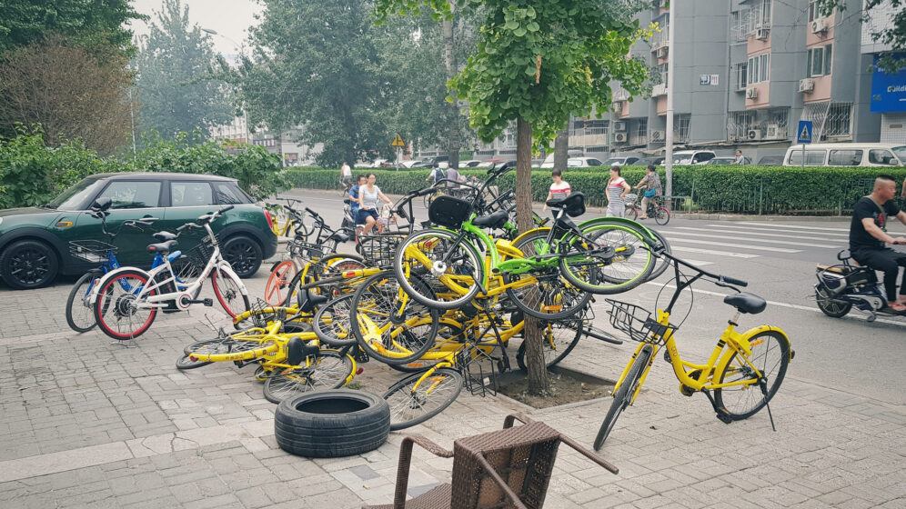 3_DBS-bike-pile - Institute for Transportation and Development Policy