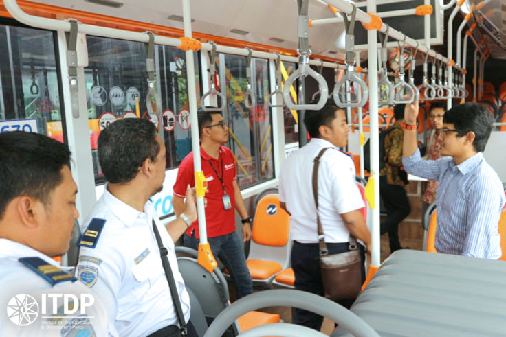 15 Tahun Transjakarta - Institute for Transportation and Development Policy